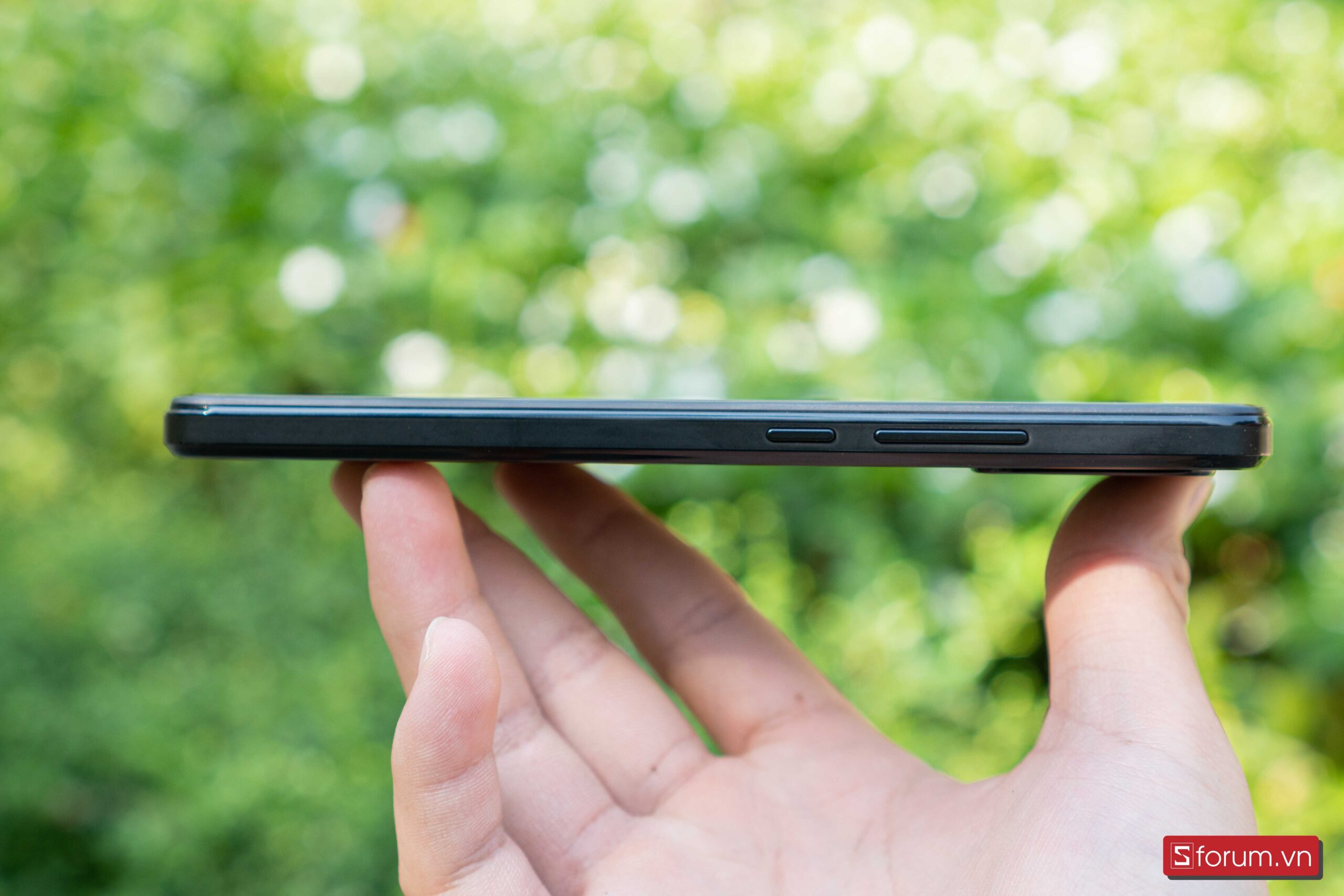 Trên tay INOI A83: Smartphone có mặt lưng và pin tháo rời, hiệu năng ...