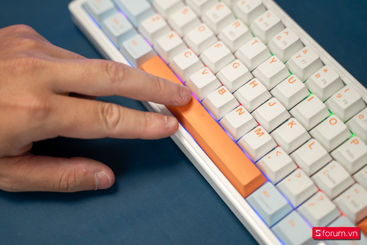 Đánh giá Monka 3067 V2 Pro: Phím cơ custom siêu xịn chỉ 800 cành | Sforum